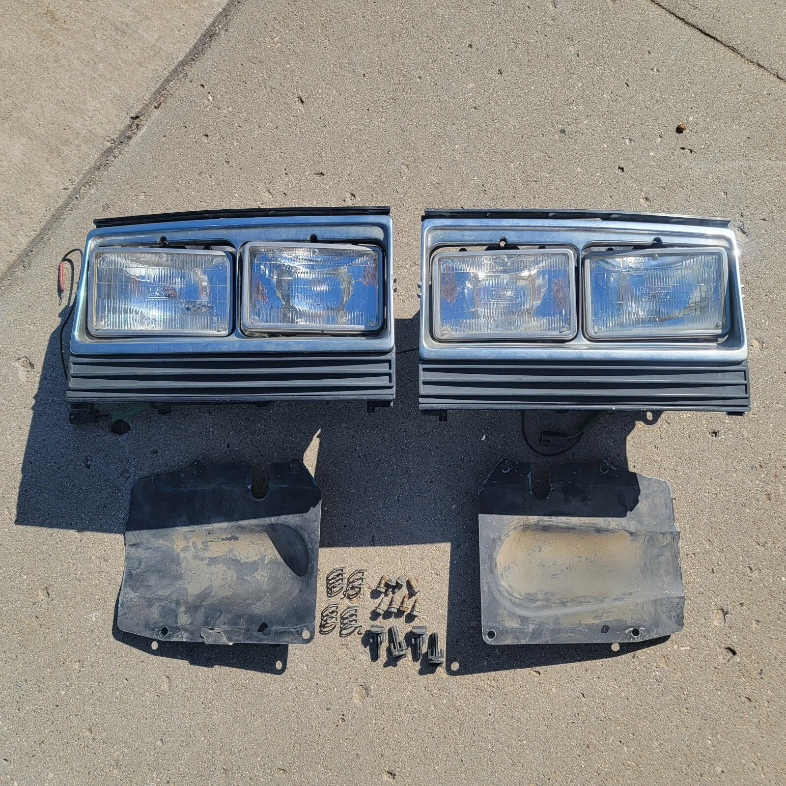 Buy VOLVO 30665038 — OEM Part, Prices from 425 USD | 7zap