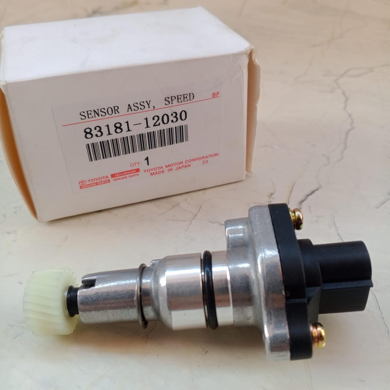 Buy TOYOTA 8318112030 Sensor, speed / RPM — OEM Part, Prices from 122 ...